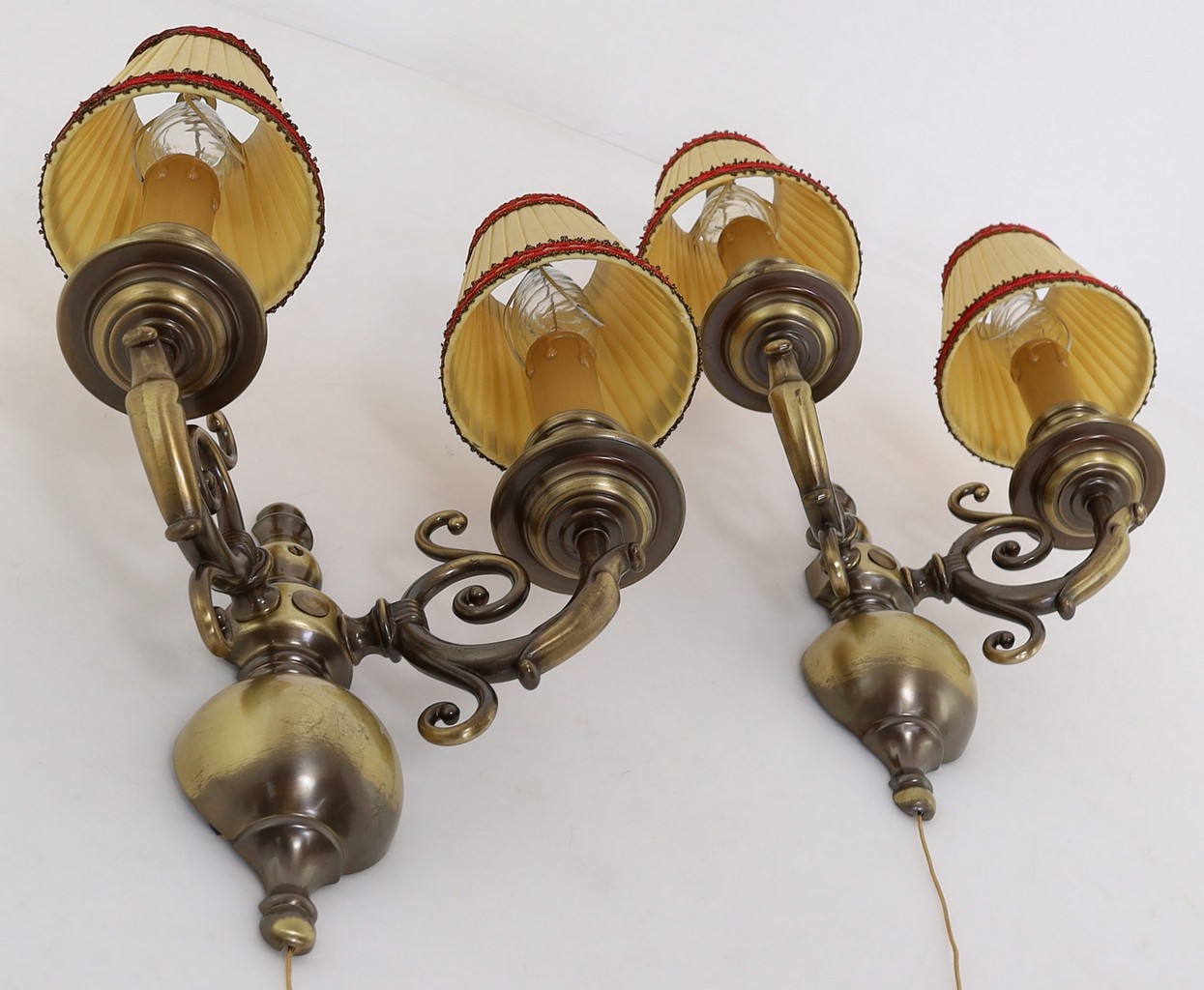 Stylowe kinkiety vintage – Gdzie znaleźć autentyczne oświetlenie z ...